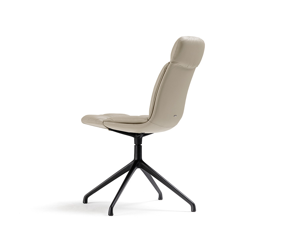 Kelly Chair | Ciat Design